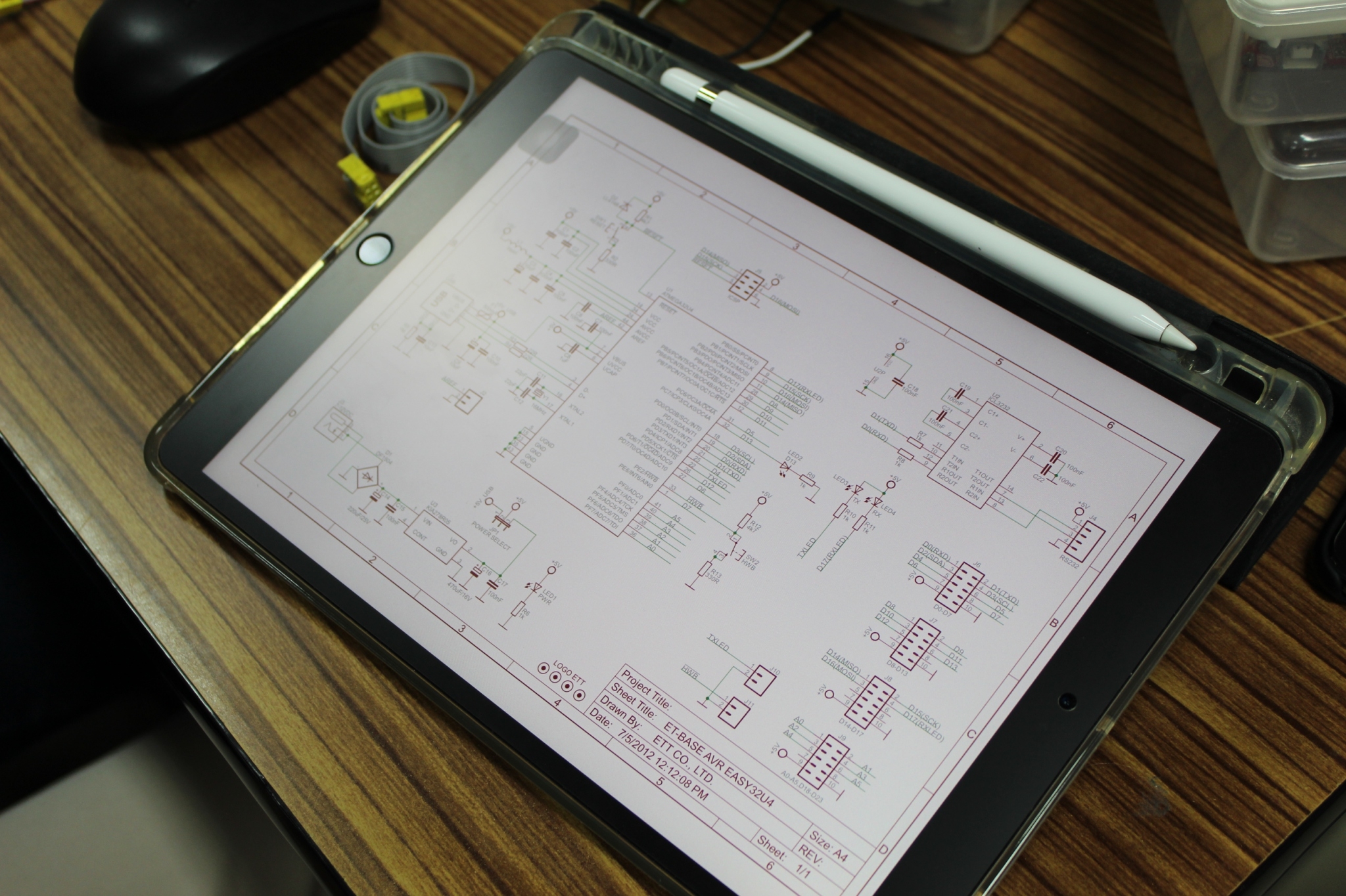 Fundamental Labs - Department of Telecommunications Engineering