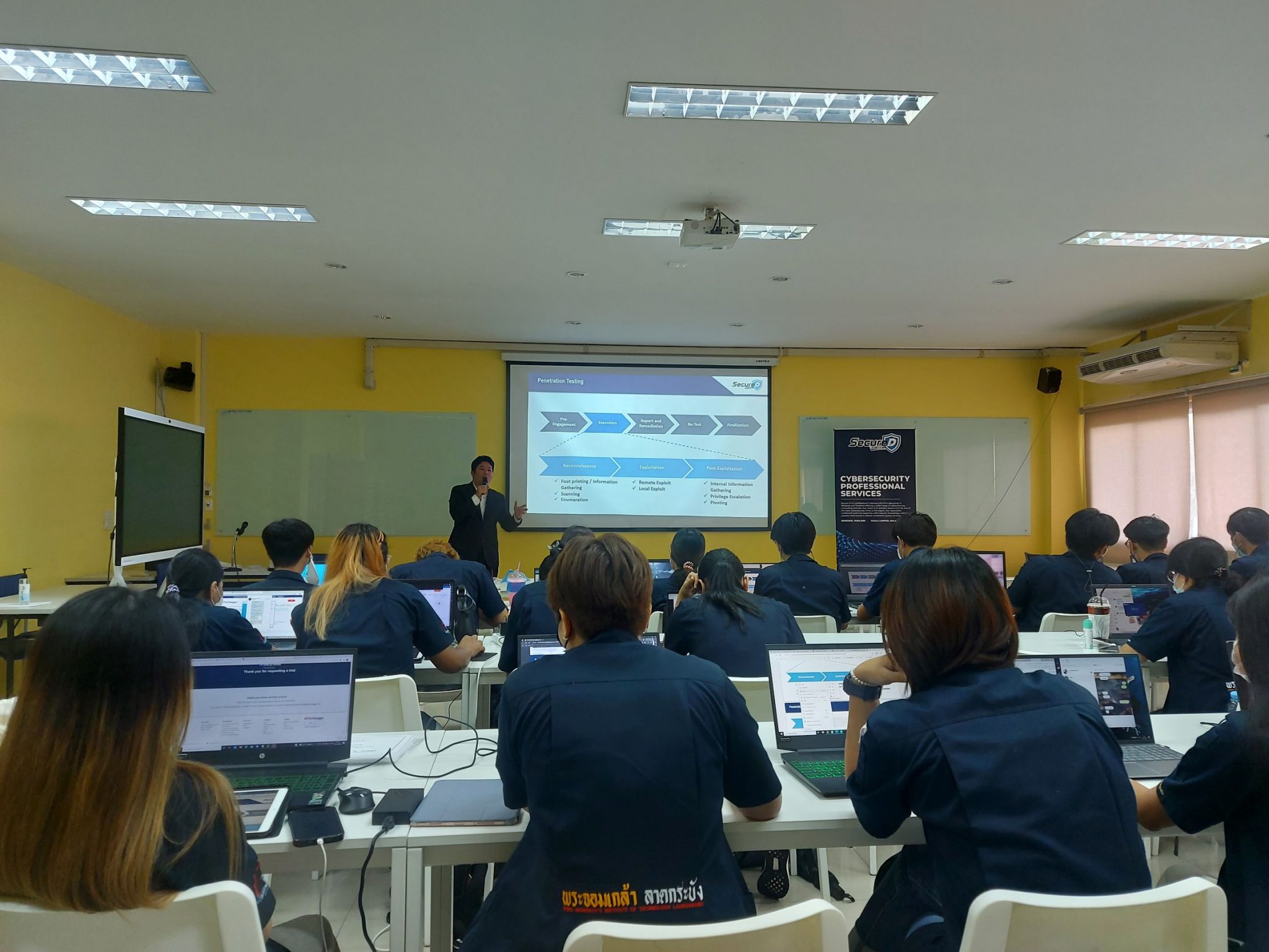 Labs with Industry - Department of Telecommunications Engineering